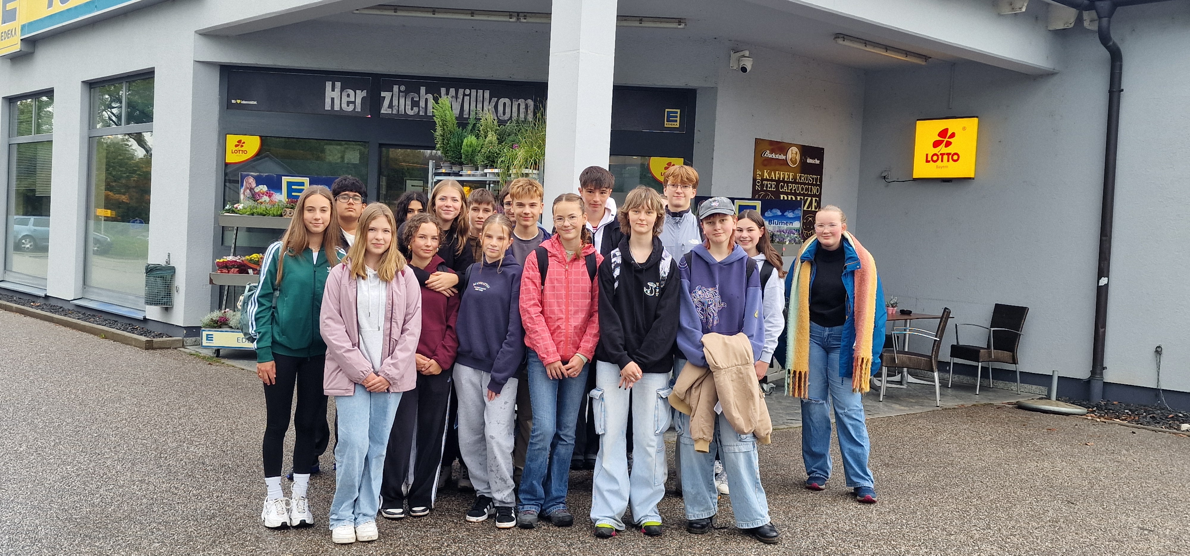 Maristen-Gymnasium Furth - Den Wetterprognosen trotzen